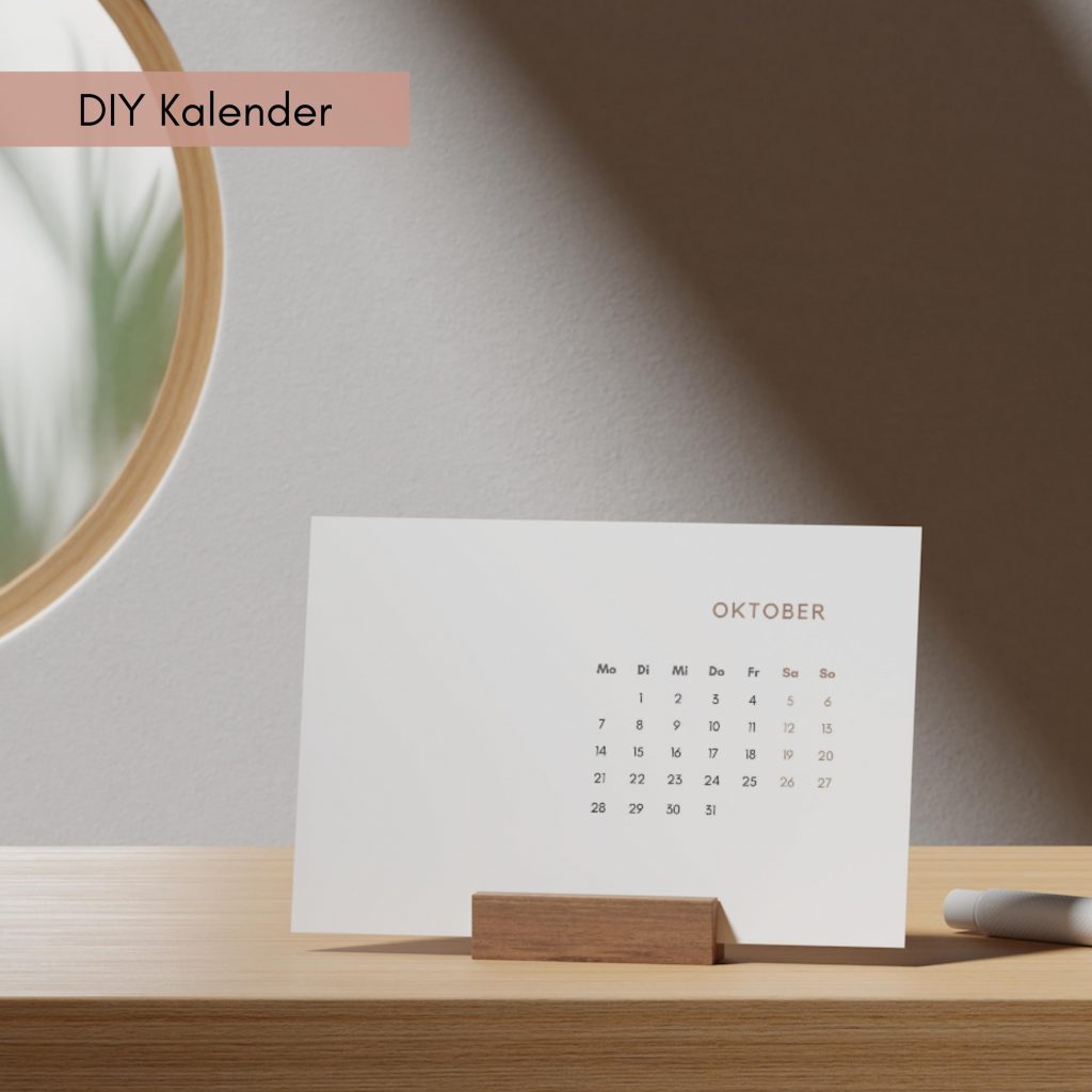 DIY Kalender 2025 mit Holzaufsteller - Zaubervilla